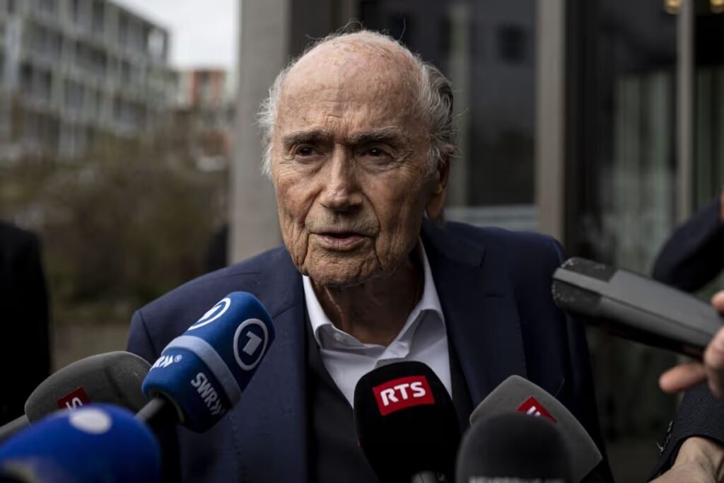 El ex presidente de la FIFA, Joseph Blatter, insta a BOICOTAR el ...